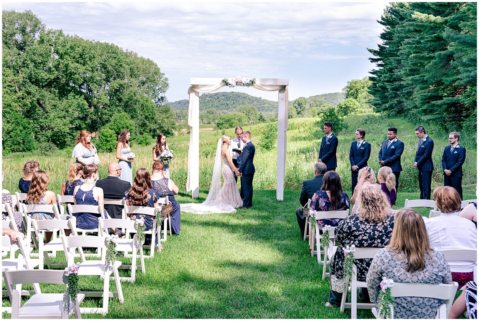 Stunning Red Wing Wedding - ericajohannaphotography.com
